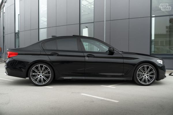 Melns BMW 540 2020 Viļņa, ar dzinēja tilpumu 3.00 L un nobraukumu 43 tūkst. km par 34500 €, foto 7 vietnē AUTOMOTO.COM.LV