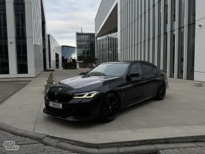 Black BMW 540 2021 in Vilnius, with an engine capacity of 3.00 L and mileage of 123 thousand km for 42000 €, photo  on AUTOMOTO.COM.LV