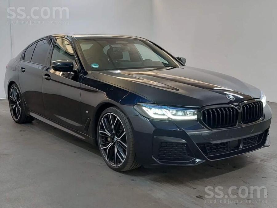 Melns BMW 540 2022 Tukums, ar dzinēja tilpumu 3.00 L un nobraukumu 0 tūkst. km par 49990 €, foto 3 vietnē AUTOMOTO.COM.LV