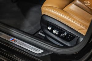 Melns BMW 540 2023 Viļņa, ar dzinēja tilpumu 3.00 L un nobraukumu 75 tūkst. km par 42991 €, foto 17 vietnē AUTOMOTO.COM.LV