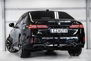 Black BMW 540 2025 in Tukums, with an engine capacity of 3.00 L and mileage of 0 thousand km for 77770 €, photo 9 on AUTOMOTO.COM.LV