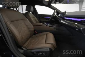 Black BMW 540 2025 in Tukums, with an engine capacity of 3.00 L and mileage of 0 thousand km for 77770 €, photo 12 on AUTOMOTO.COM.LV