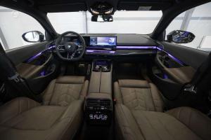 Melns BMW 540 2025 Tukums, ar dzinēja tilpumu 2.99 L un nobraukumu 10 tūkst. km par 74777 €, foto 11 vietnē AUTOMOTO.COM.LV