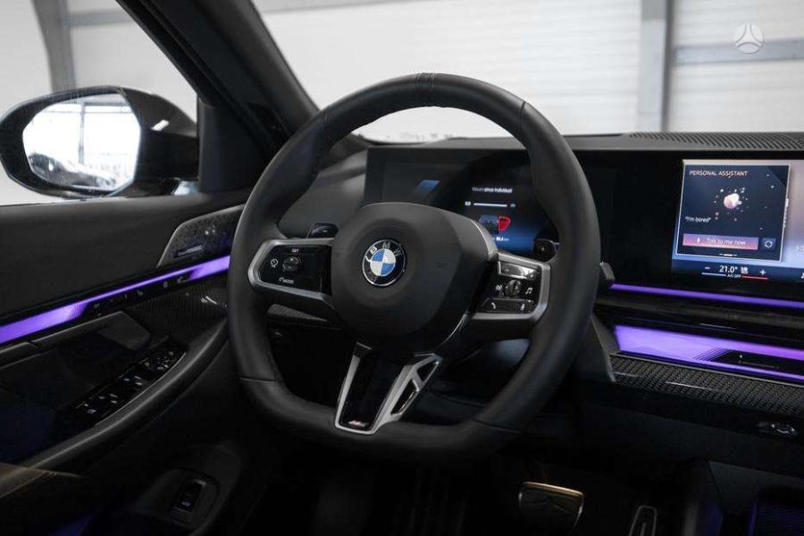 Melns BMW 540 2025 Tukums, ar dzinēja tilpumu 2.99 L un nobraukumu 10 tūkst. km par 74777 €, foto 18 vietnē AUTOMOTO.COM.LV