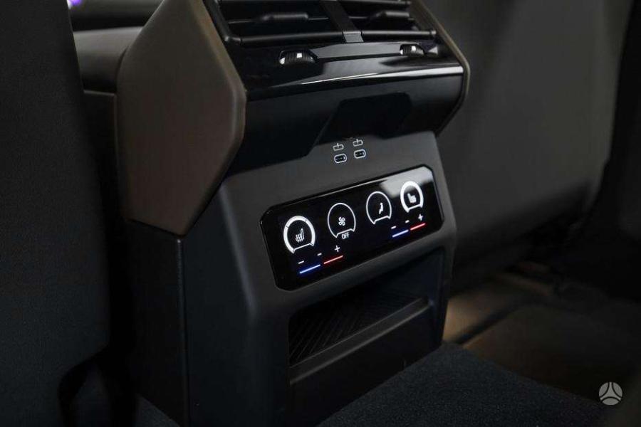 Melns BMW 540 2025 Tukums, ar dzinēja tilpumu 2.99 L un nobraukumu 10 tūkst. km par 74777 €, foto 21 vietnē AUTOMOTO.COM.LV