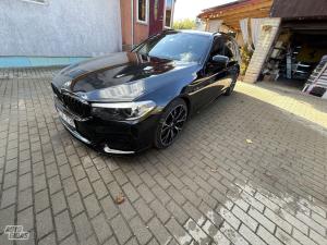 Black BMW 540 2017 in Vilnius, with an engine capacity of 3.00 L and mileage of 202 thousand km for 23400 €, photo 4 on AUTOMOTO.COM.LV