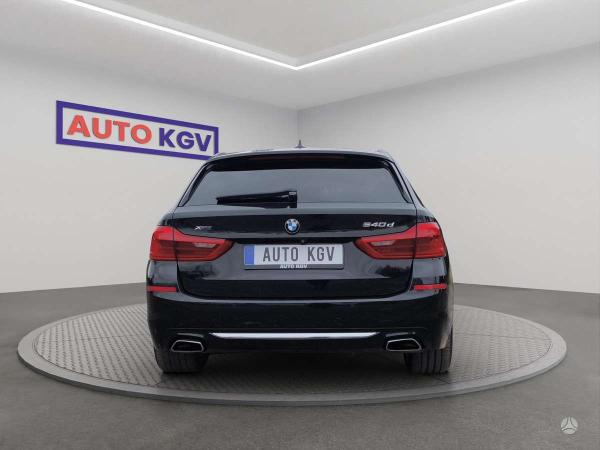 Black BMW 540 2017 in Vilnius, with an engine capacity of 3.00 L and mileage of 332 thousand km for 18999 €, photo 4 on AUTOMOTO.COM.LV