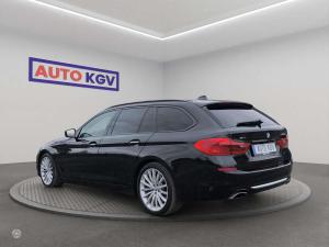 Black BMW 540 2017 in Vilnius, with an engine capacity of 3.00 L and mileage of 332 thousand km for 18999 €, photo 4 on AUTOMOTO.COM.LV