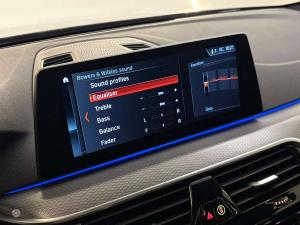 Melns BMW 540 2017 Marijampole, ar dzinēja tilpumu 2.99 L un nobraukumu 264 tūkst. km par 19999 €, foto 12 vietnē AUTOMOTO.COM.LV