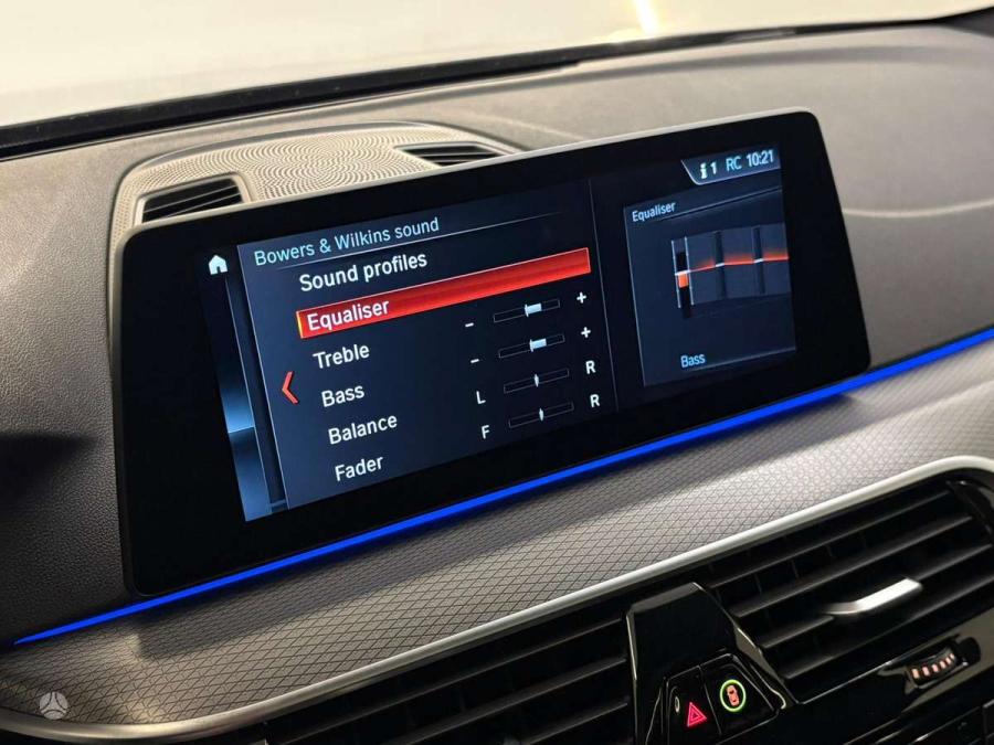 Melns BMW 540 2017 Marijampole, ar dzinēja tilpumu 2.99 L un nobraukumu 264 tūkst. km par 19999 €, foto 12 vietnē AUTOMOTO.COM.LV