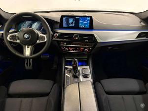 Melns BMW 540 2017 Marijampole, ar dzinēja tilpumu 2.99 L un nobraukumu 264 tūkst. km par 19999 €, foto 24 vietnē AUTOMOTO.COM.LV
