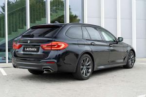 Melns BMW 540 2017 Viļņa, ar dzinēja tilpumu 2.99 L un nobraukumu 269 tūkst. km par 21800 €, foto 7 vietnē AUTOMOTO.COM.LV