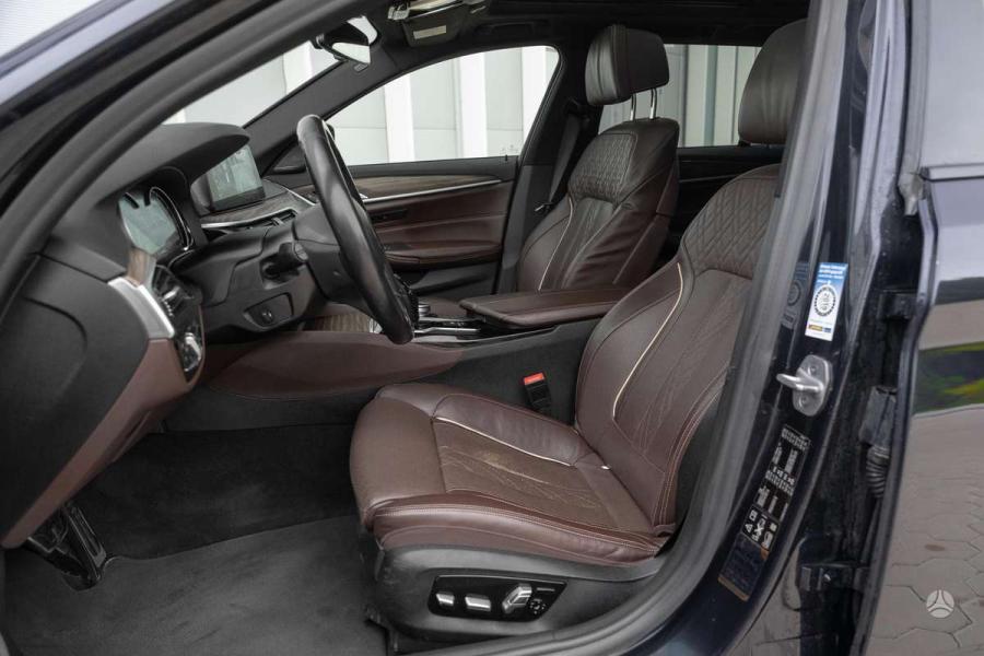 Melns BMW 540 2017 Viļņa, ar dzinēja tilpumu 2.99 L un nobraukumu 269 tūkst. km par 21800 €, foto 12 vietnē AUTOMOTO.COM.LV