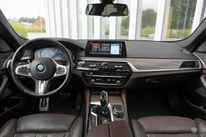 Melns BMW 540 2017 Viļņa, ar dzinēja tilpumu 2.99 L un nobraukumu 269 tūkst. km par 21800 €, foto 13 vietnē AUTOMOTO.COM.LV