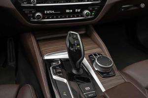 Melns BMW 540 2017 Viļņa, ar dzinēja tilpumu 2.99 L un nobraukumu 269 tūkst. km par 21800 €, foto 27 vietnē AUTOMOTO.COM.LV