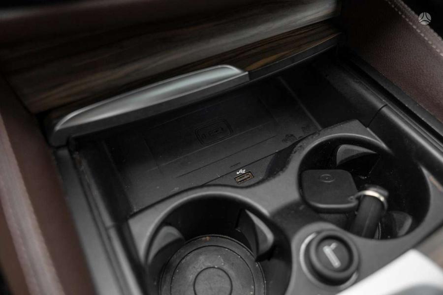 Melns BMW 540 2017 Viļņa, ar dzinēja tilpumu 2.99 L un nobraukumu 269 tūkst. km par 21800 €, foto 30 vietnē AUTOMOTO.COM.LV