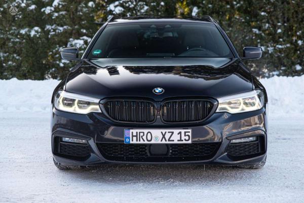 Melns BMW 540 2018 Elektrėnai, ar dzinēja tilpumu 3.00 L un nobraukumu 244 tūkst. km par 24300 €, foto 2 vietnē AUTOMOTO.COM.LV