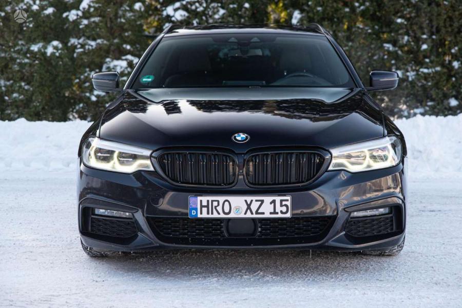 Melns BMW 540 2018 Elektrėnai, ar dzinēja tilpumu 3.00 L un nobraukumu 244 tūkst. km par 24300 €, foto 2 vietnē AUTOMOTO.COM.LV