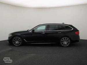Black BMW 540 2018 in Vilnius, with an engine capacity of 3.00 L and mileage of 242 thousand km for 22699 €, photo 7 on AUTOMOTO.COM.LV