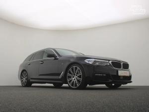 Black BMW 540 2018 in Vilnius, with an engine capacity of 3.00 L and mileage of 242 thousand km for 22699 €, photo 12 on AUTOMOTO.COM.LV
