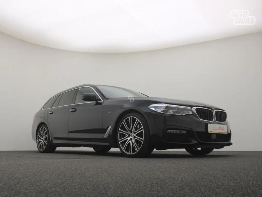 Black BMW 540 2018 in Vilnius, with an engine capacity of 3.00 L and mileage of 242 thousand km for 22699 €, photo 12 on AUTOMOTO.COM.LV