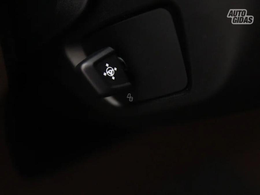 Black BMW 540 2018 in Vilnius, with an engine capacity of 3.00 L and mileage of 242 thousand km for 22699 €, photo 36 on AUTOMOTO.COM.LV