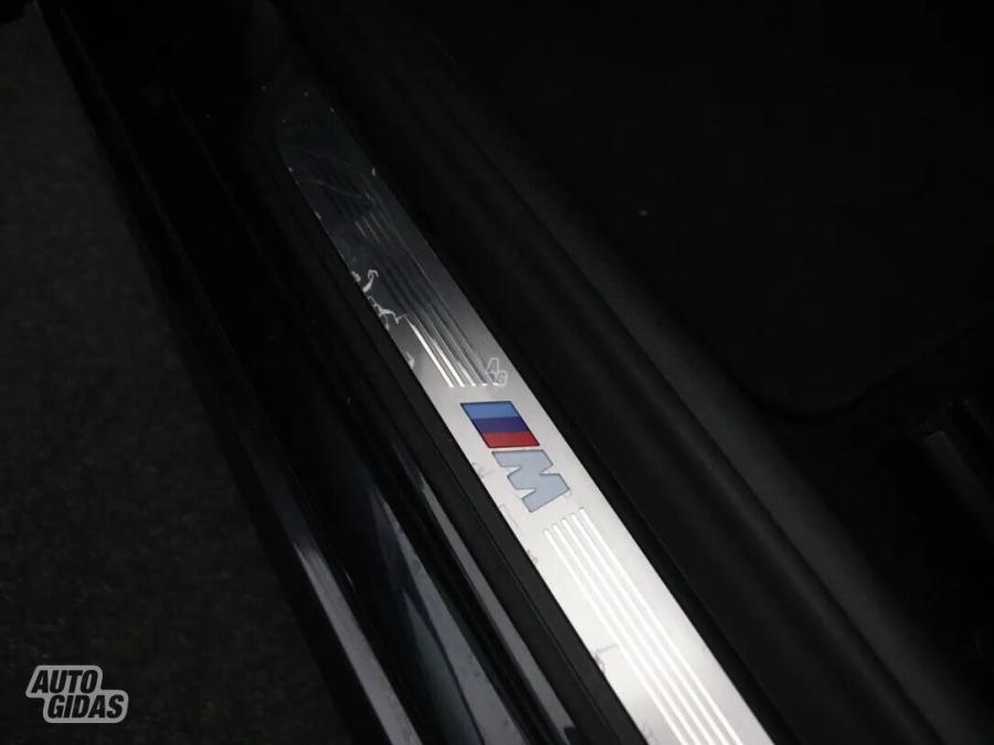 Black BMW 540 2018 in Vilnius, with an engine capacity of 3.00 L and mileage of 242 thousand km for 22699 €, photo 38 on AUTOMOTO.COM.LV