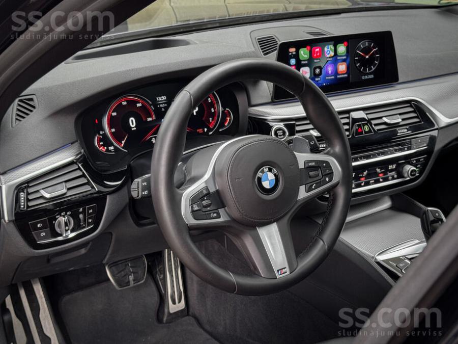 Melns BMW 540 2018 Rīga, ar dzinēja tilpumu 3.00 L un nobraukumu 133 tūkst. km par 26700 €, foto 20 vietnē AUTOMOTO.COM.LV