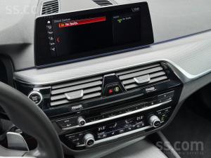 Melns BMW 540 2018 Rīga, ar dzinēja tilpumu 3.00 L un nobraukumu 133 tūkst. km par 26700 €, foto 23 vietnē AUTOMOTO.COM.LV