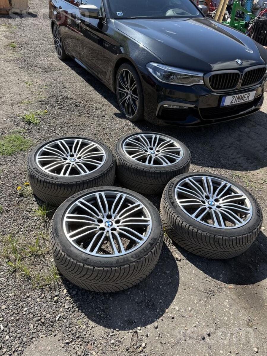Melns BMW 540 2018 Rēzekne, ar dzinēja tilpumu 3.00 L un nobraukumu 245 tūkst. km par 28950 €, foto 17 vietnē AUTOMOTO.COM.LV