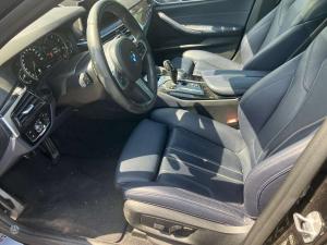 Melns BMW 540 2018 Raseiniai, ar dzinēja tilpumu 2.99 L un nobraukumu 104 tūkst. km par 23900 €, foto 25 vietnē AUTOMOTO.COM.LV