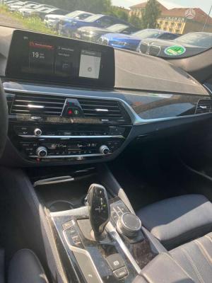 Melns BMW 540 2018 Raseiniai, ar dzinēja tilpumu 2.99 L un nobraukumu 104 tūkst. km par 23900 €, foto 29 vietnē AUTOMOTO.COM.LV