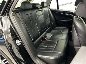 Black BMW 540 2018 in Vilnius, with an engine capacity of 3.00 L and mileage of 309 thousand km for 19100 €, photo 12 on AUTOMOTO.COM.LV