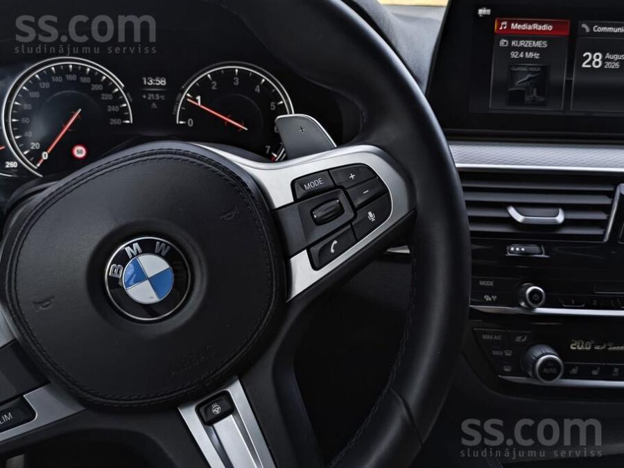 Black BMW 540 2018 in Tukums, with an engine capacity of 3.00 L and mileage of 209 thousand km for 25990 €, photo 10 on AUTOMOTO.COM.LV