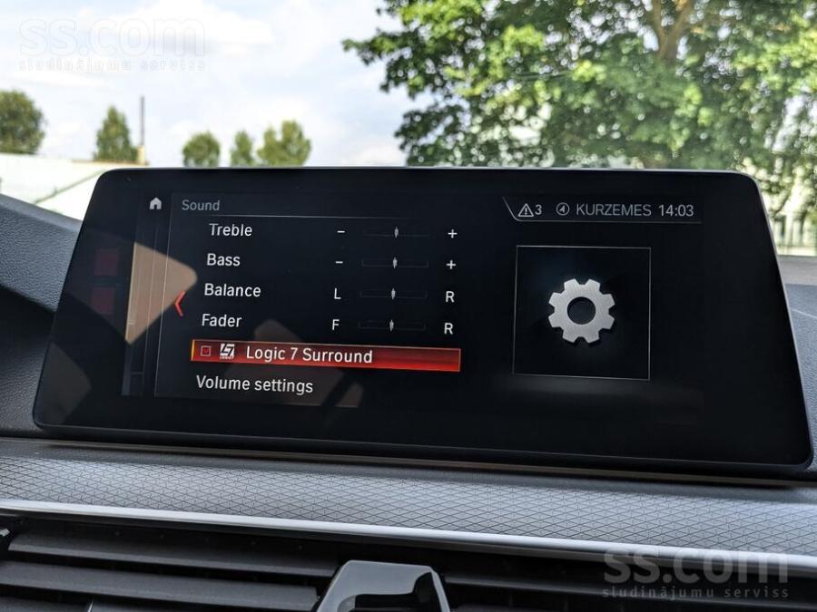 Black BMW 540 2018 in Tukums, with an engine capacity of 3.00 L and mileage of 209 thousand km for 25990 €, photo 18 on AUTOMOTO.COM.LV
