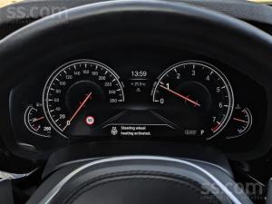 Black BMW 540 2018 in Tukums, with an engine capacity of 3.00 L and mileage of 209 thousand km for 25990 €, photo 19 on AUTOMOTO.COM.LV