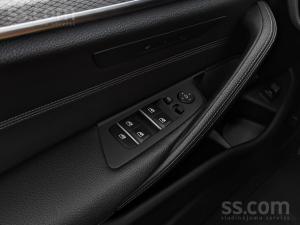 Black BMW 540 2018 in Tukums, with an engine capacity of 3.00 L and mileage of 209 thousand km for 25990 €, photo 24 on AUTOMOTO.COM.LV