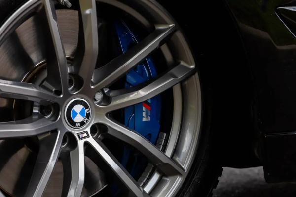 Melns BMW 540 2019 Jelgava, ar dzinēja tilpumu 3.00 L un nobraukumu 311 tūkst. km par 18700 €, foto 7 vietnē AUTOMOTO.COM.LV