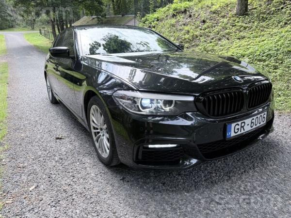 Black BMW 540 2019 in Riga, with an engine capacity of 3.00 L and mileage of 239 thousand km for 22500 €, photo 2 on AUTOMOTO.COM.LV