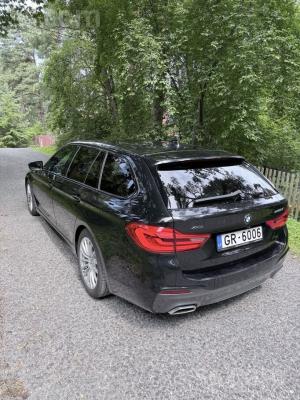Black BMW 540 2019 in Riga, with an engine capacity of 3.00 L and mileage of 239 thousand km for 22500 €, photo 7 on AUTOMOTO.COM.LV