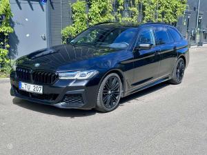 Melns BMW 540 2021 Viļņa, ar dzinēja tilpumu 2.99 L un nobraukumu 199 tūkst. km par 34900 €, foto  vietnē AUTOMOTO.COM.LV