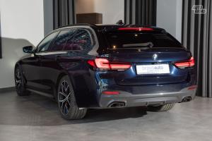 Melns BMW 540 2022 Kauņa, ar dzinēja tilpumu 3.00 L un nobraukumu 154 tūkst. km par 42771 €, foto 6 vietnē AUTOMOTO.COM.LV
