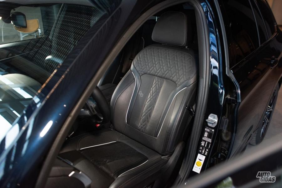 Melns BMW 540 2022 Kauņa, ar dzinēja tilpumu 3.00 L un nobraukumu 154 tūkst. km par 42771 €, foto 16 vietnē AUTOMOTO.COM.LV