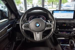 Melns BMW 540 2022 Kauņa, ar dzinēja tilpumu 3.00 L un nobraukumu 154 tūkst. km par 42771 €, foto 21 vietnē AUTOMOTO.COM.LV