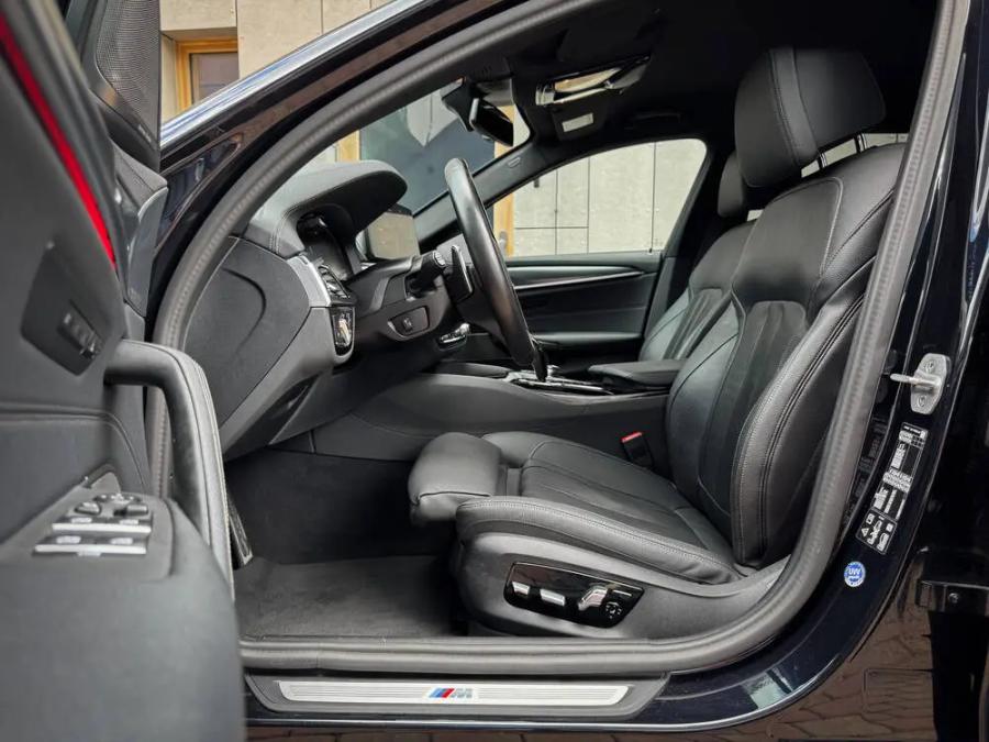 Melns BMW 540 2023 Rīga, ar dzinēja tilpumu 3.00 L un nobraukumu 169 tūkst. km par 31000 €, foto 8 vietnē AUTOMOTO.COM.LV