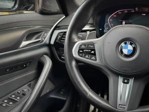 Melns BMW 540 2023 Rīga, ar dzinēja tilpumu 3.00 L un nobraukumu 169 tūkst. km par 31000 €, foto 11 vietnē AUTOMOTO.COM.LV