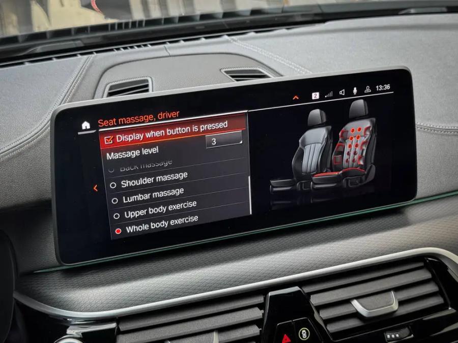 Melns BMW 540 2023 Rīga, ar dzinēja tilpumu 3.00 L un nobraukumu 169 tūkst. km par 31000 €, foto 12 vietnē AUTOMOTO.COM.LV