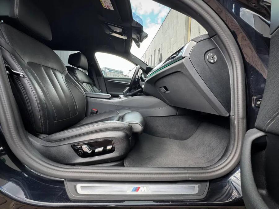 Melns BMW 540 2023 Rīga, ar dzinēja tilpumu 3.00 L un nobraukumu 169 tūkst. km par 31000 €, foto 19 vietnē AUTOMOTO.COM.LV
