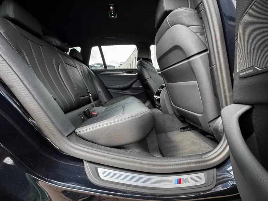 Melns BMW 540 2023 Rīga, ar dzinēja tilpumu 3.00 L un nobraukumu 169 tūkst. km par 31000 €, foto 20 vietnē AUTOMOTO.COM.LV