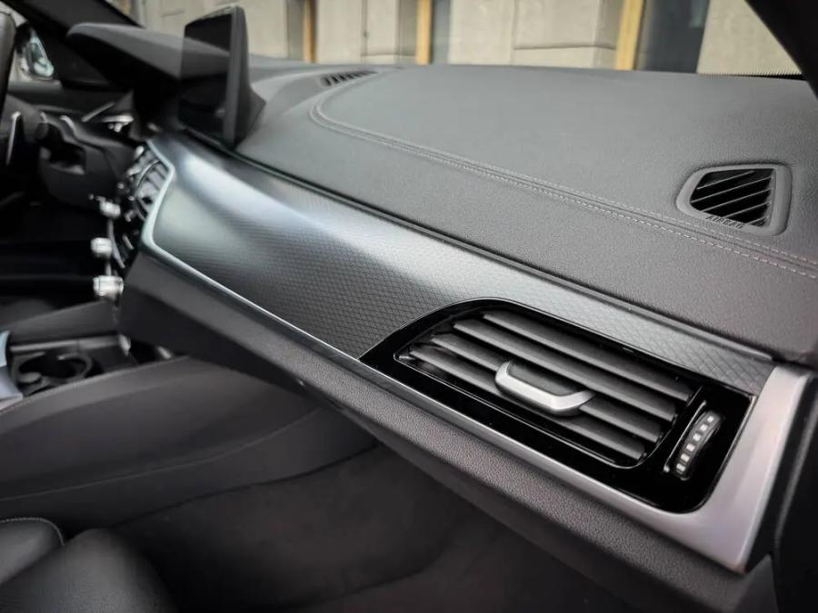 Melns BMW 540 2023 Rīga, ar dzinēja tilpumu 3.00 L un nobraukumu 169 tūkst. km par 31000 €, foto 21 vietnē AUTOMOTO.COM.LV